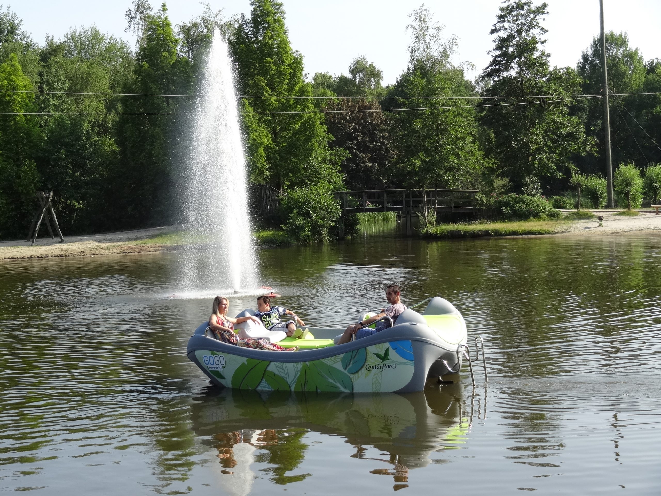 Gogo boats