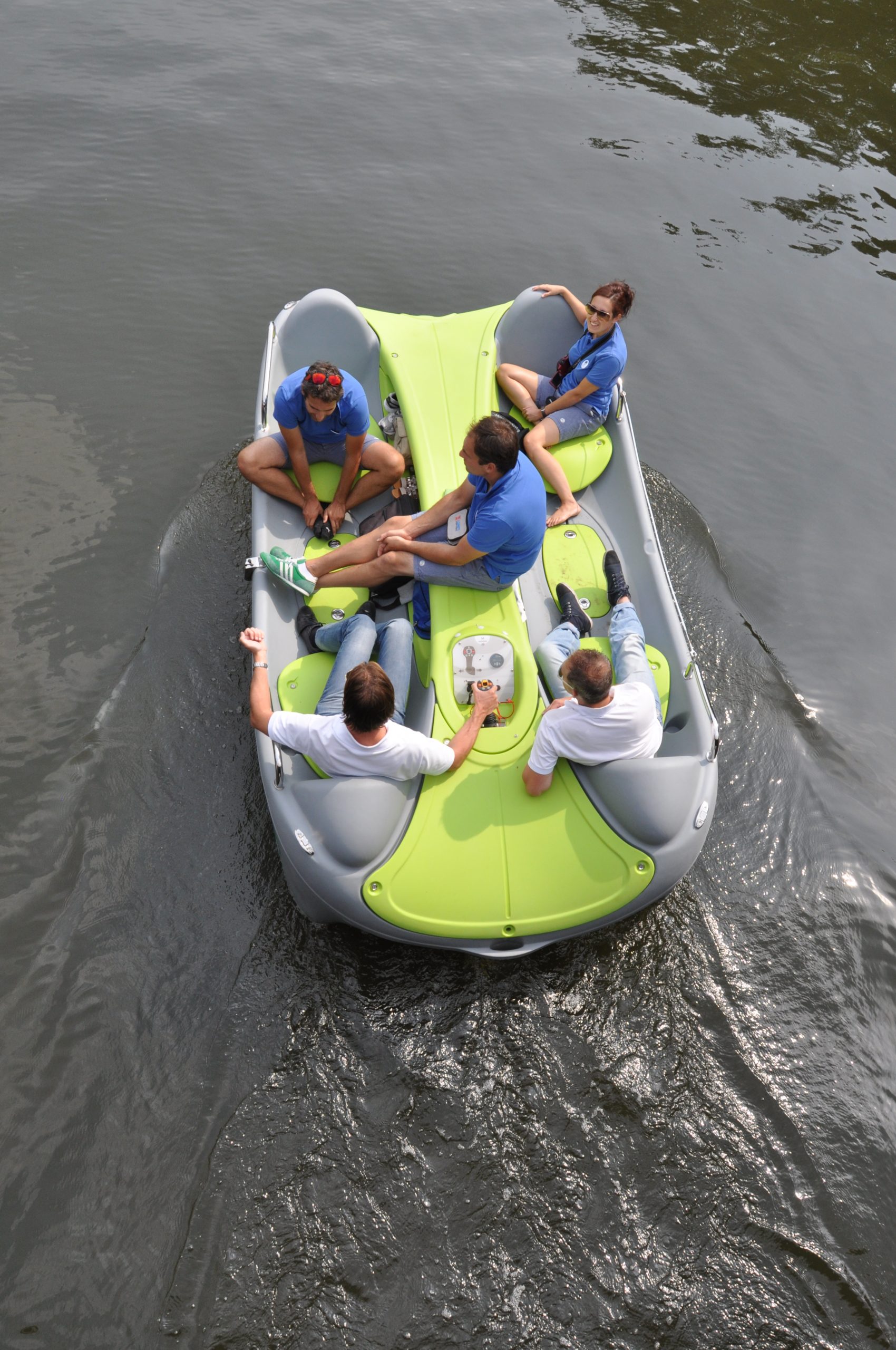 Gogo boats